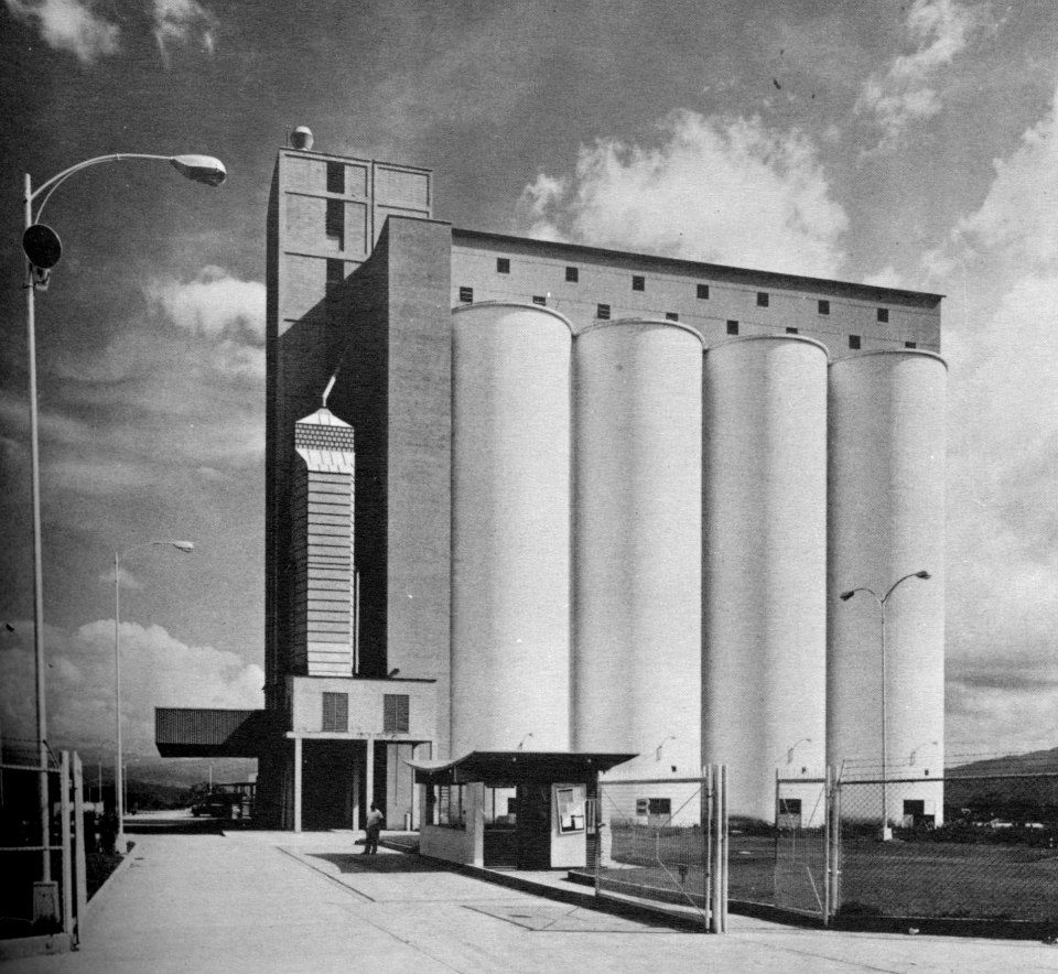 1963• Fábrica de Harinas Precocidas de Maíz de PROMASA. | Fundación ...