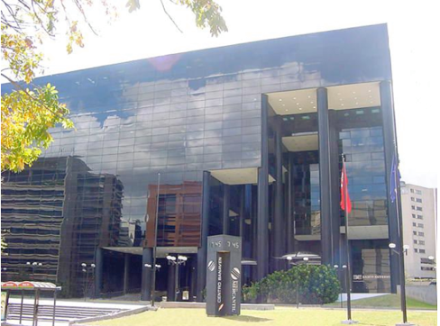 Cubo negro | Fundación Arquitectura y Ciudad