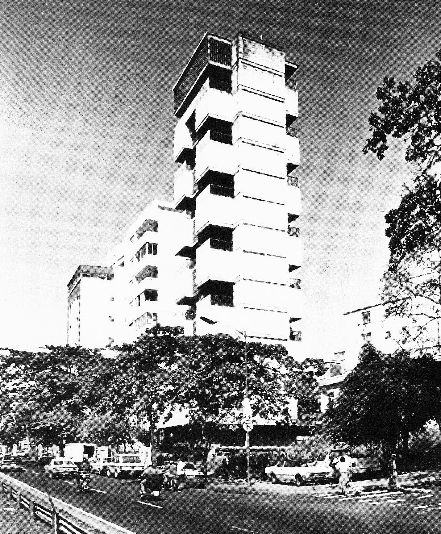 1964• Edificio 10-18 | Fundación Arquitectura y Ciudad